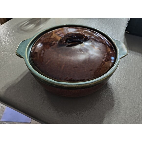 jOHN b. tAYLOR | Kitchen | John B Taylor Casserole Dish Covered Brown ...